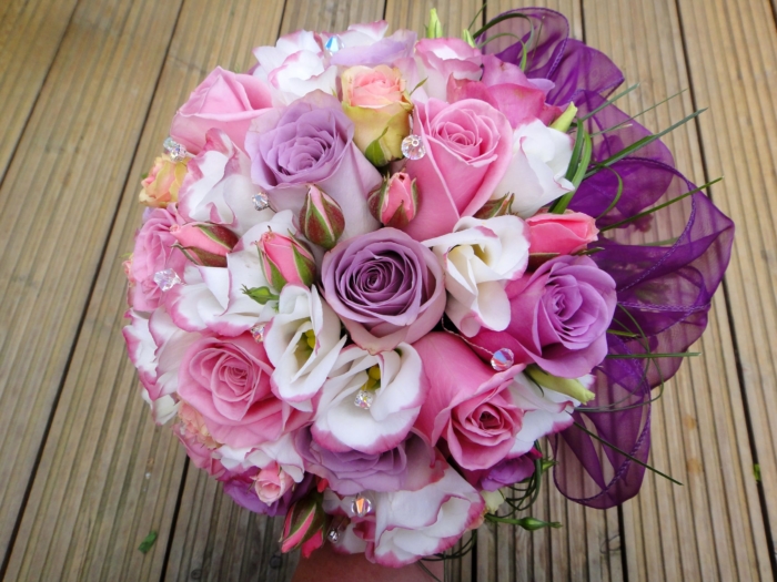 Pictures of Beautiful Bouquets of Flowers. 80 Pieces of Stunning Photos